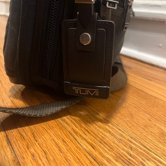 Tumi | Bags | Tumi Andersen Commuter Briefcase Bag In Grey With Brown Leather Details | Poshmark